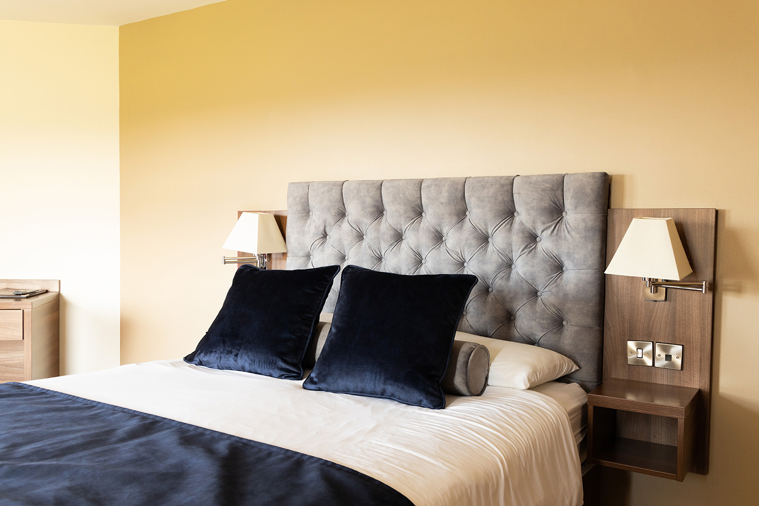 Double Room – Gray's Hotel